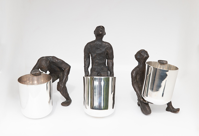 Witty bronze sculptures win New Designers 2022 Award | University for ...
