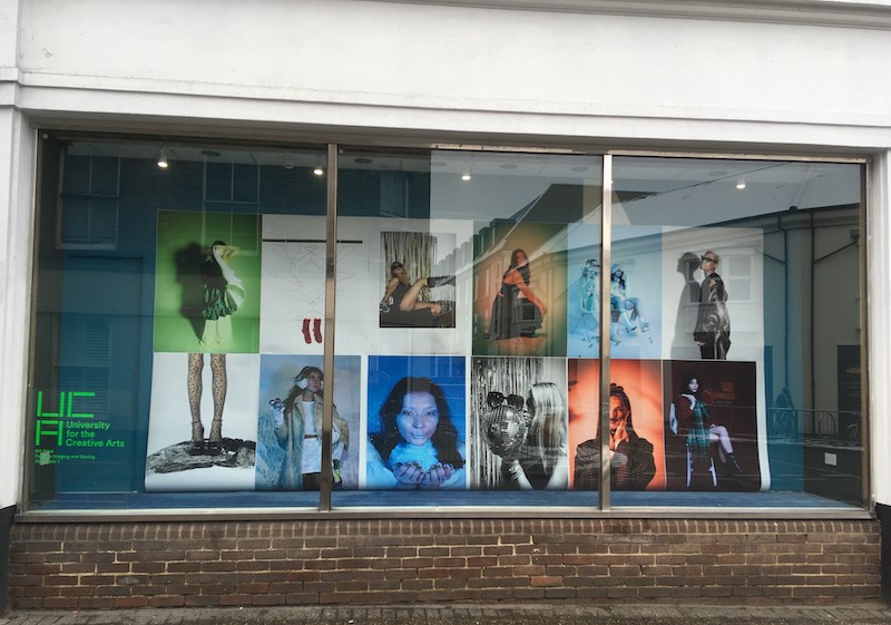 Students put the 'style' in Christmas with local window display ...